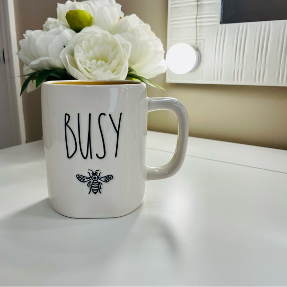 Rae Dunn | Kitchen | Rae Dunn Busy Bee Mug | Poshmark